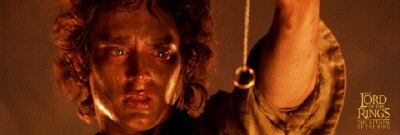 Frodo in Mount Doom panoramaposter