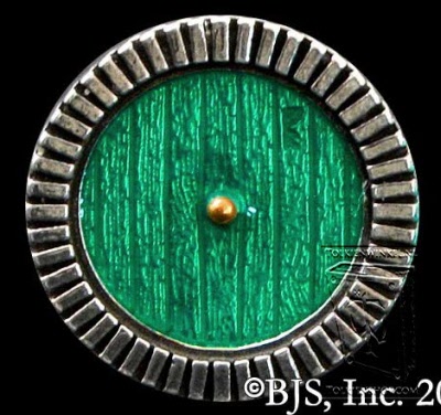 Bag-end Door lapel pin